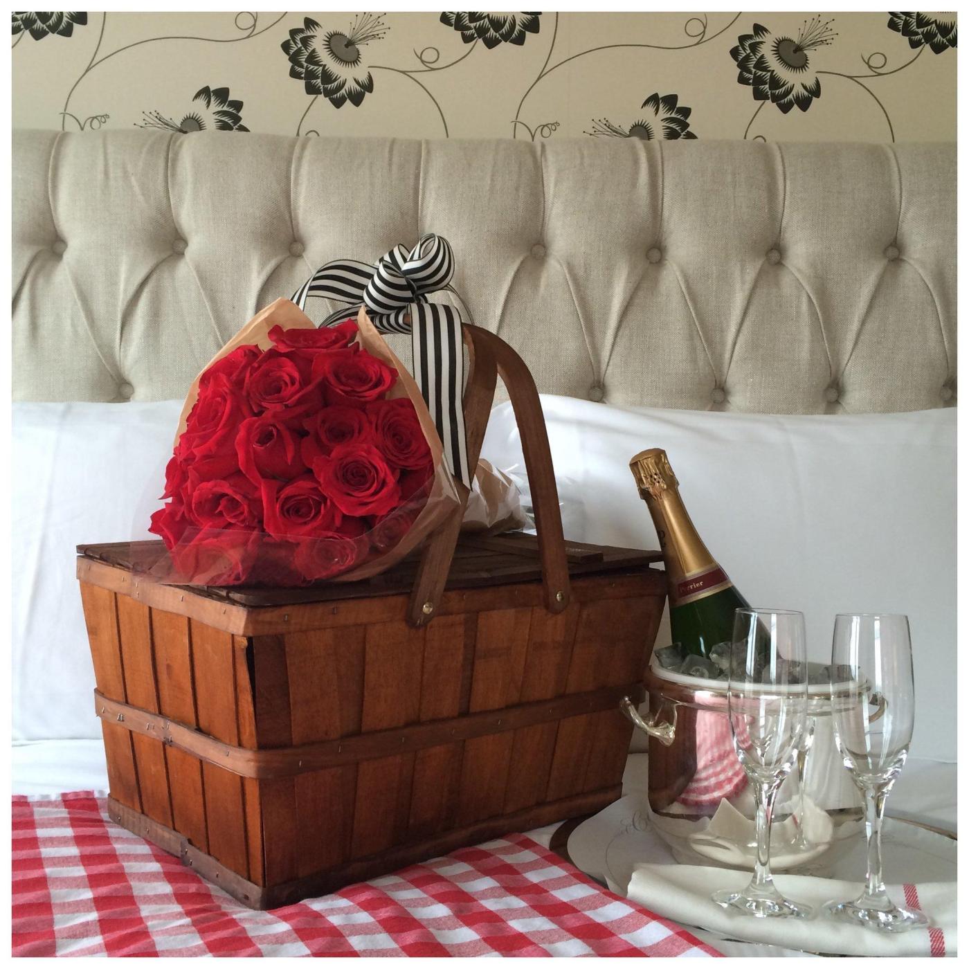 Ultimate Picnic Delivery, Central Park, NYC | Perfect Picnic